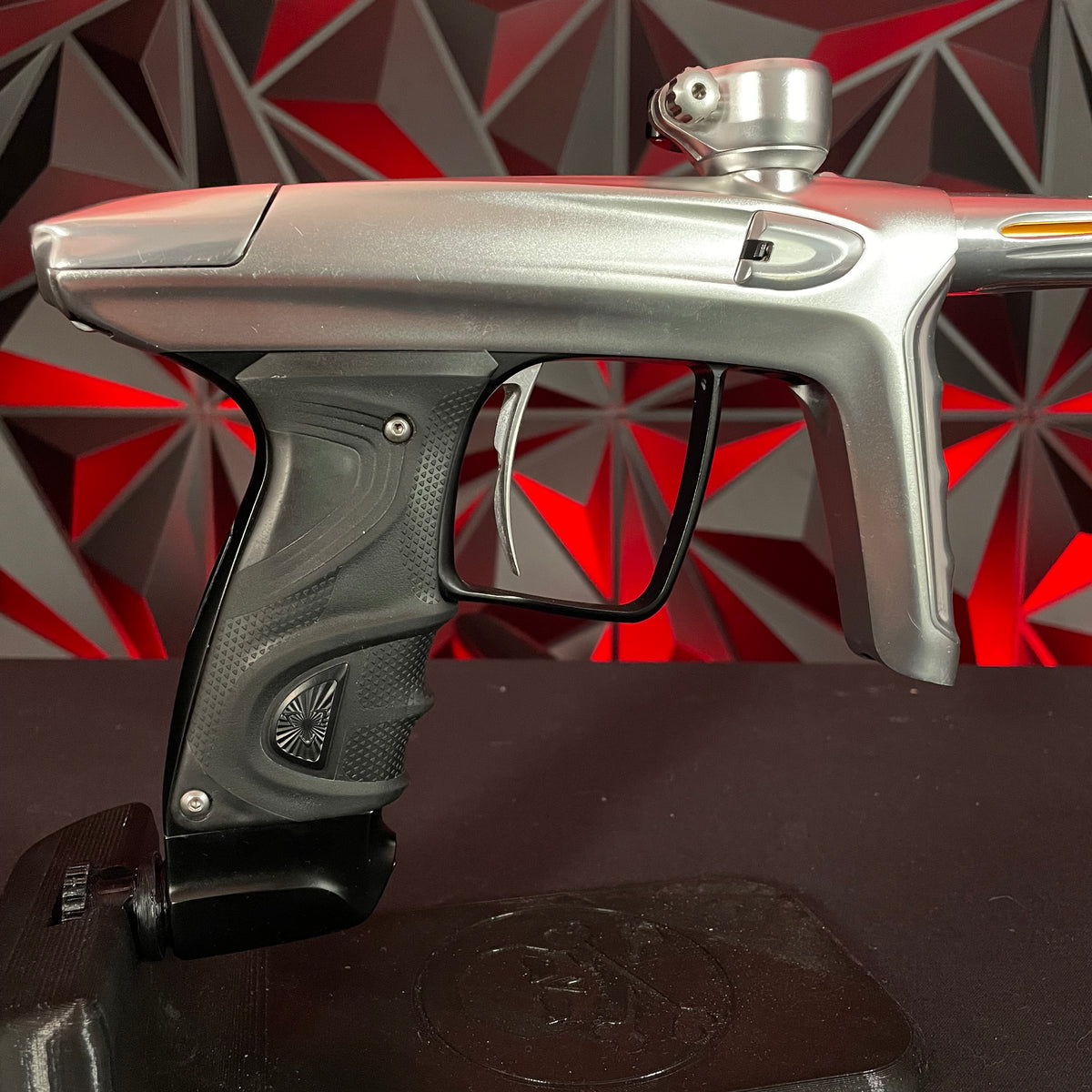 Used DLX TM40 Paintball Gun - Dust Silver/Polished Silver w/ Dust Blac