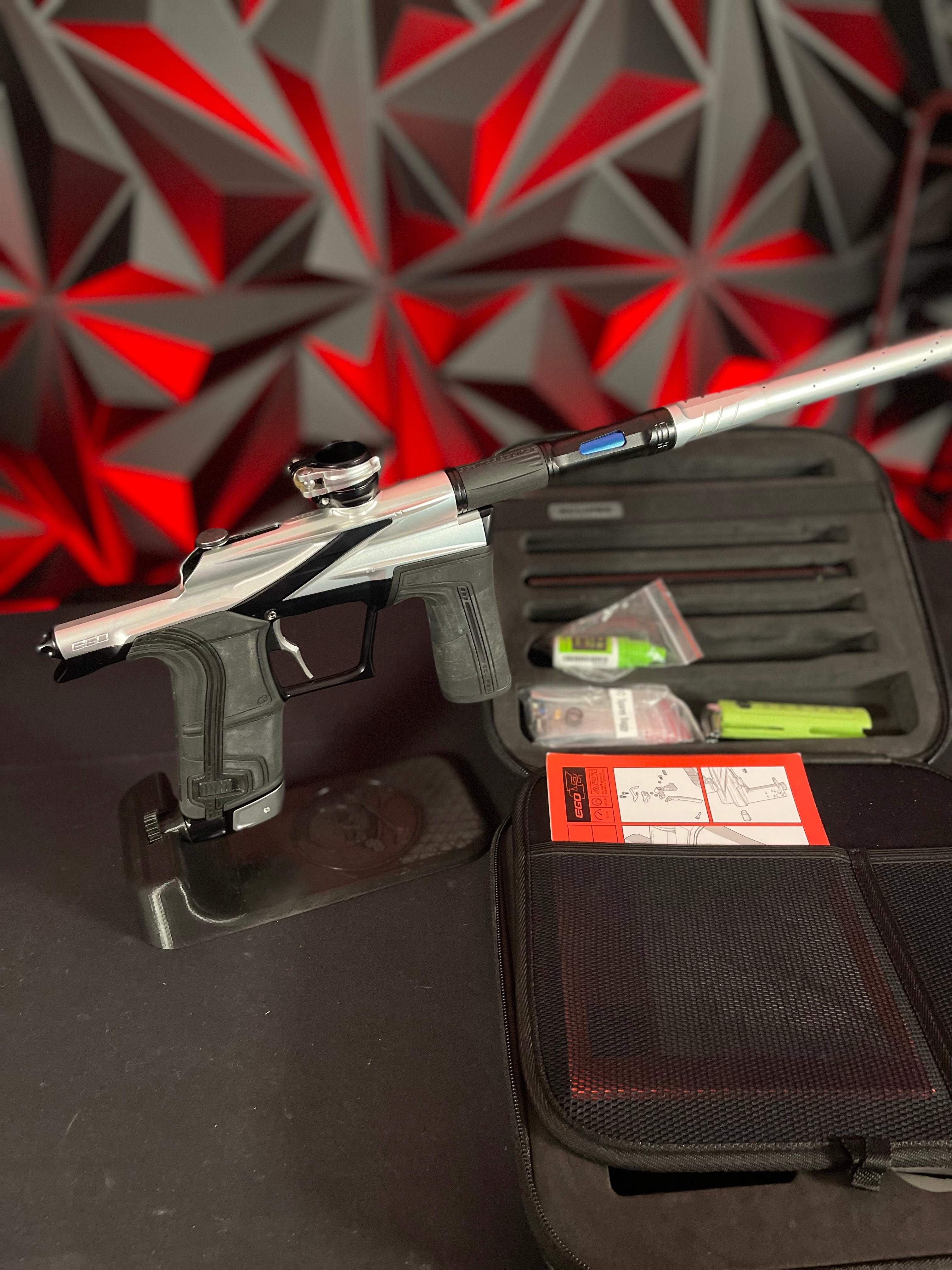 Used Planet Eclipse LV2 Paintball Gun - Silver/Black w/ Infamous Deuce