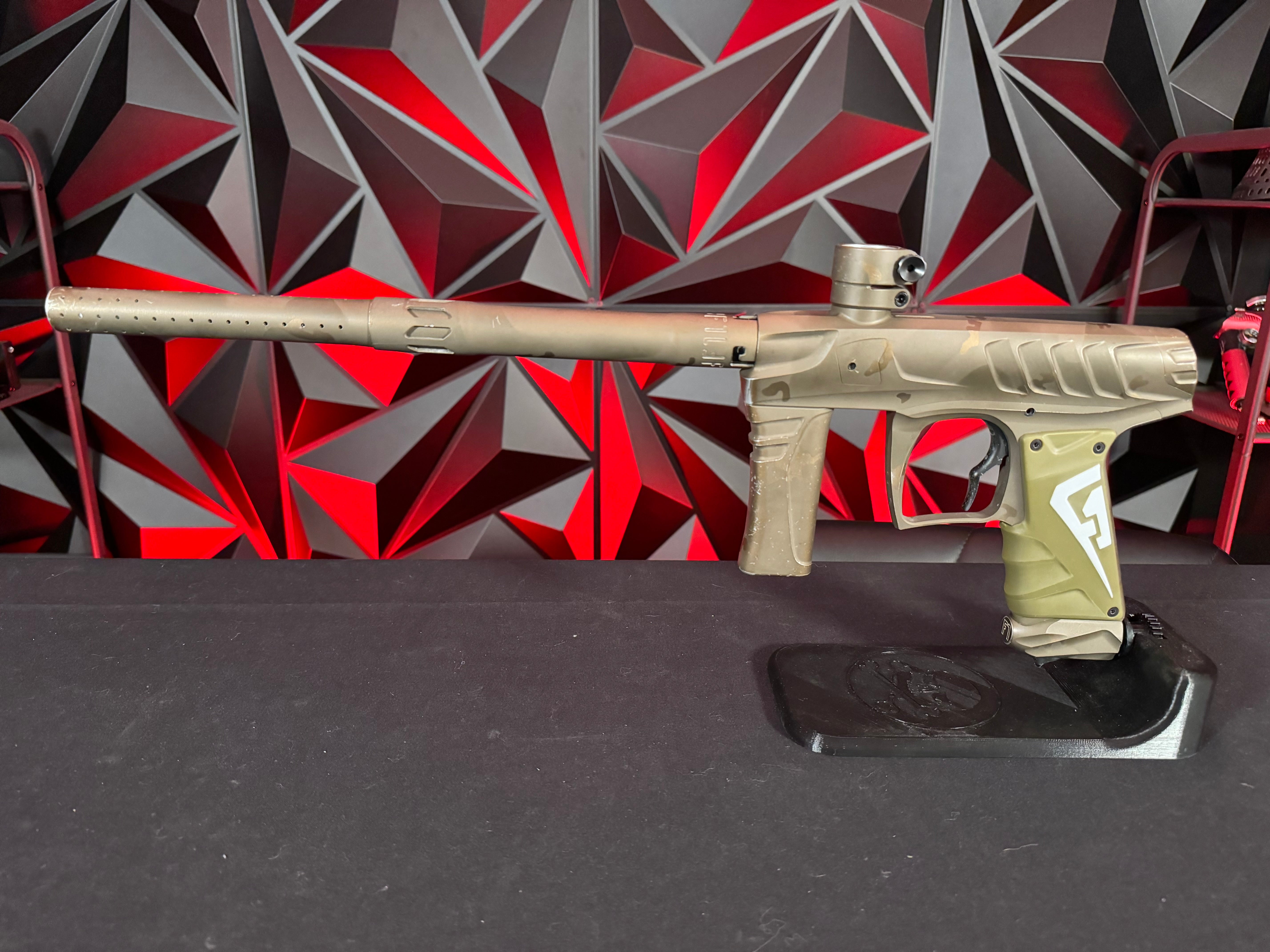 Used Field One Force Paintball Gun - Desert Camo w/V2 Bolt & 3 Acculoc