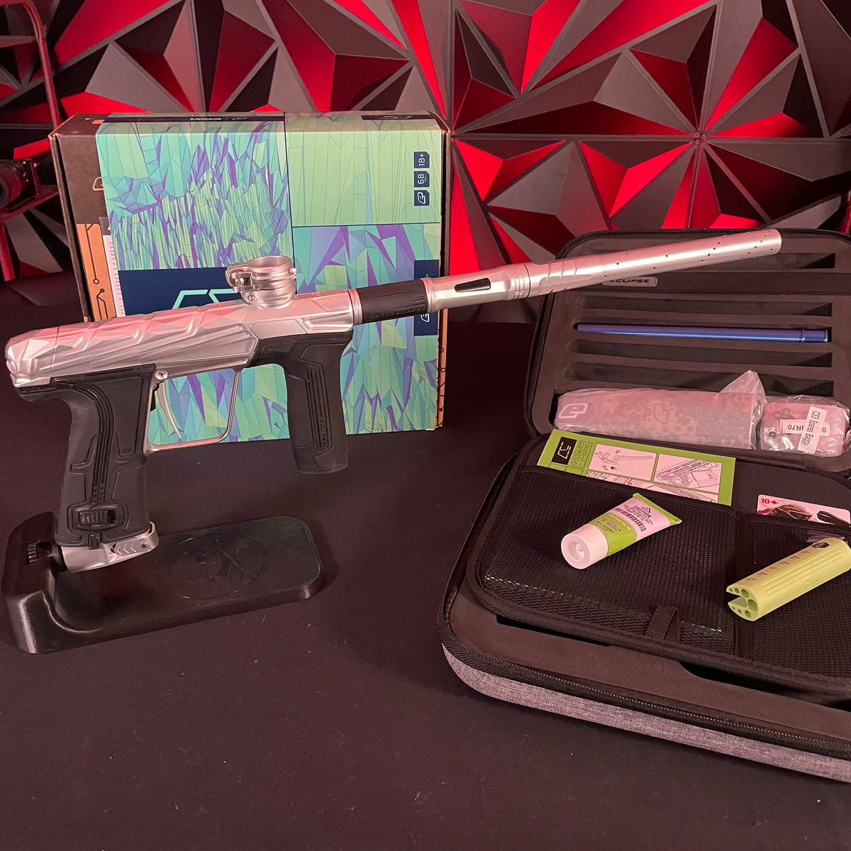 Used Planet Eclipse/Infamous CS3 Paintball Gun - Silver/Pure