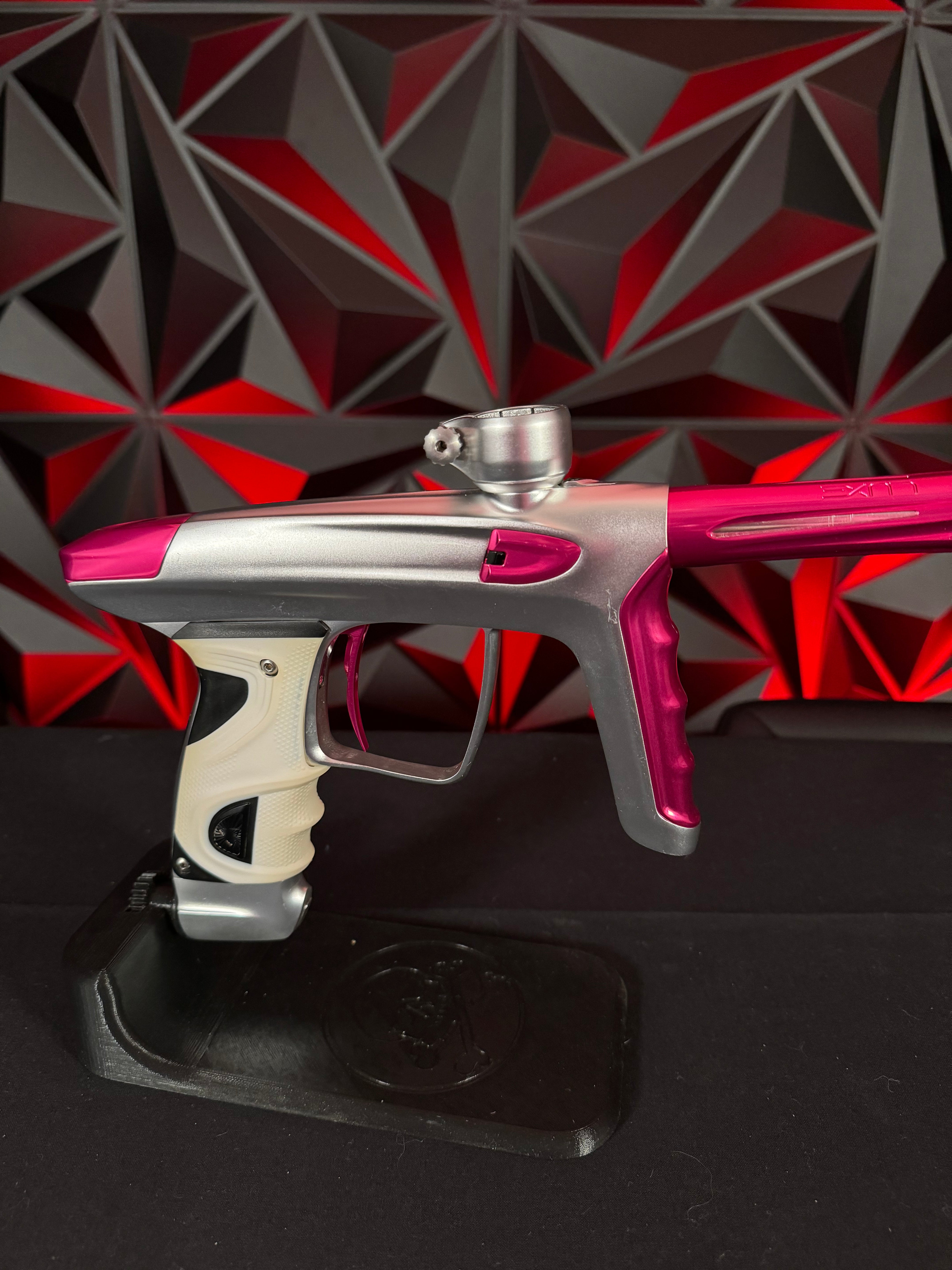 Used DLX TM40 Paintball Gun - Silver/Pink – Punishers Paintball