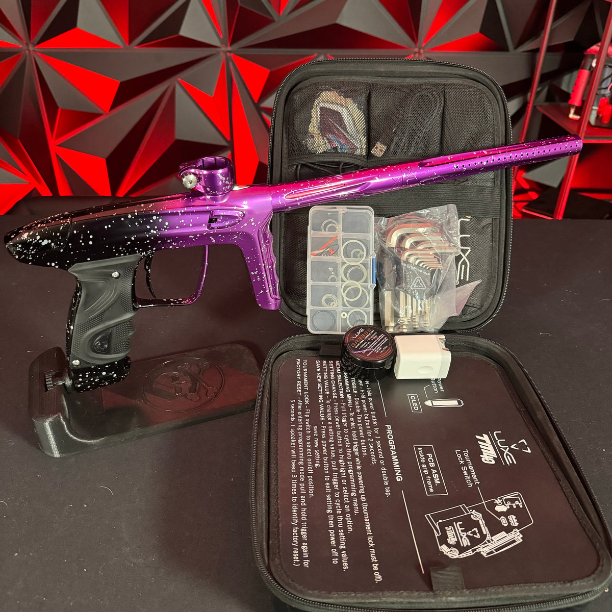 Used DLX Luxe TM40 Paintball Gun - LE Nebula Speckled Black/Purple Fad