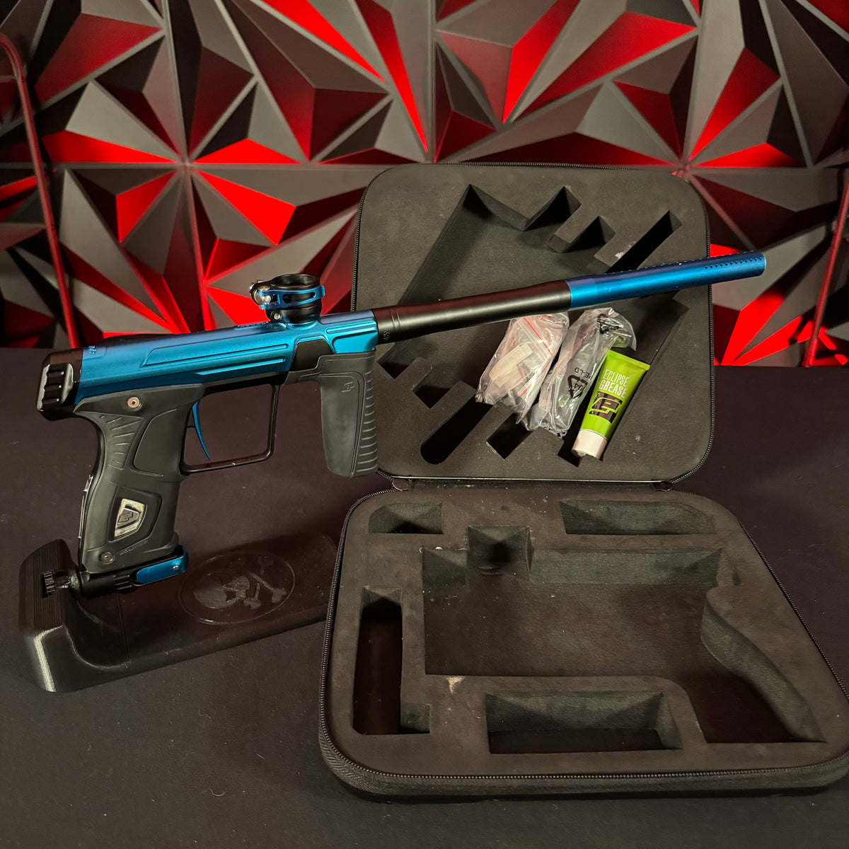 Used Planet Eclipse Gtek 170R Paintball Marker - Blue/Black