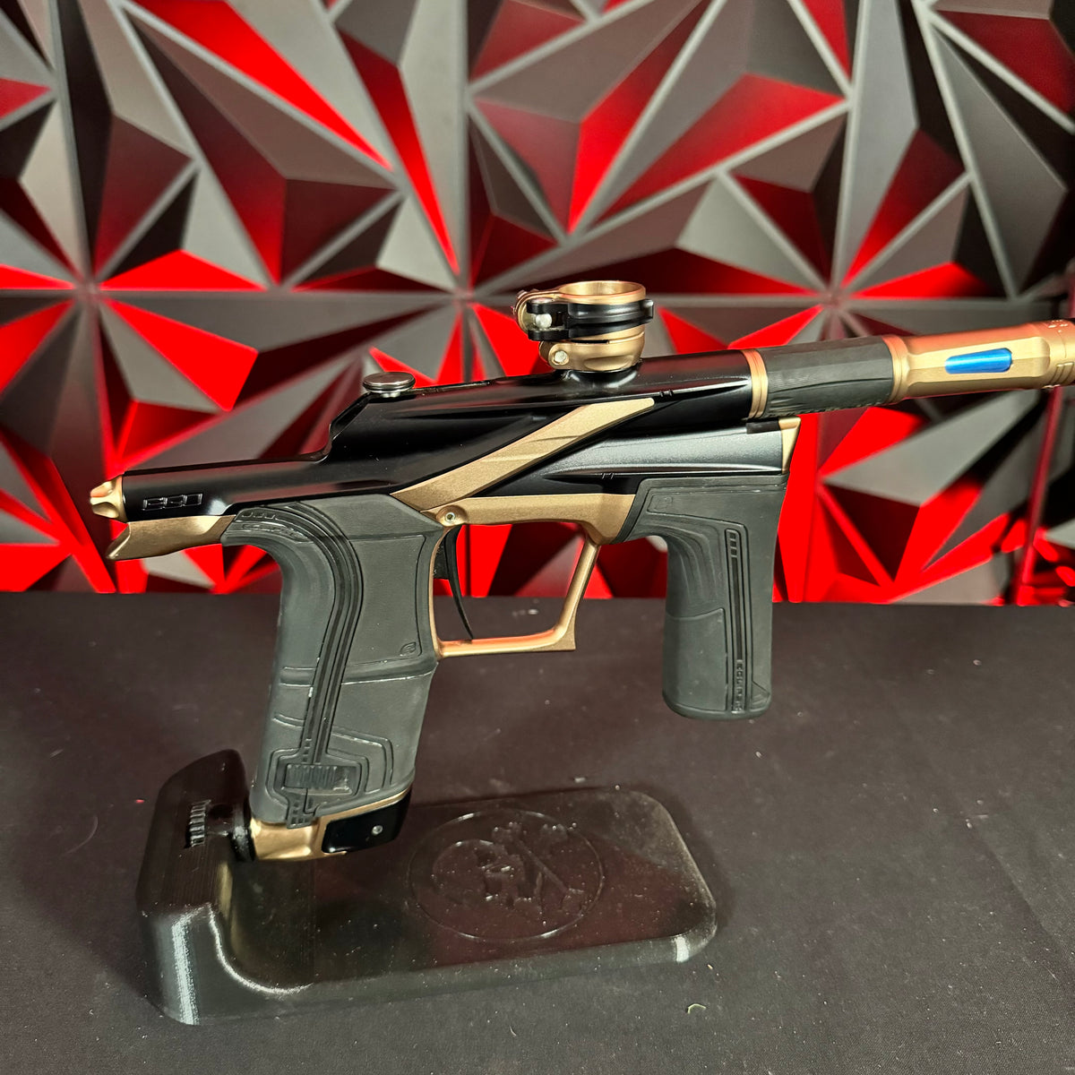 Used Planet Eclipse LV2 Paintball Gun - Black/Bronze w/ 3 PWR Inserts