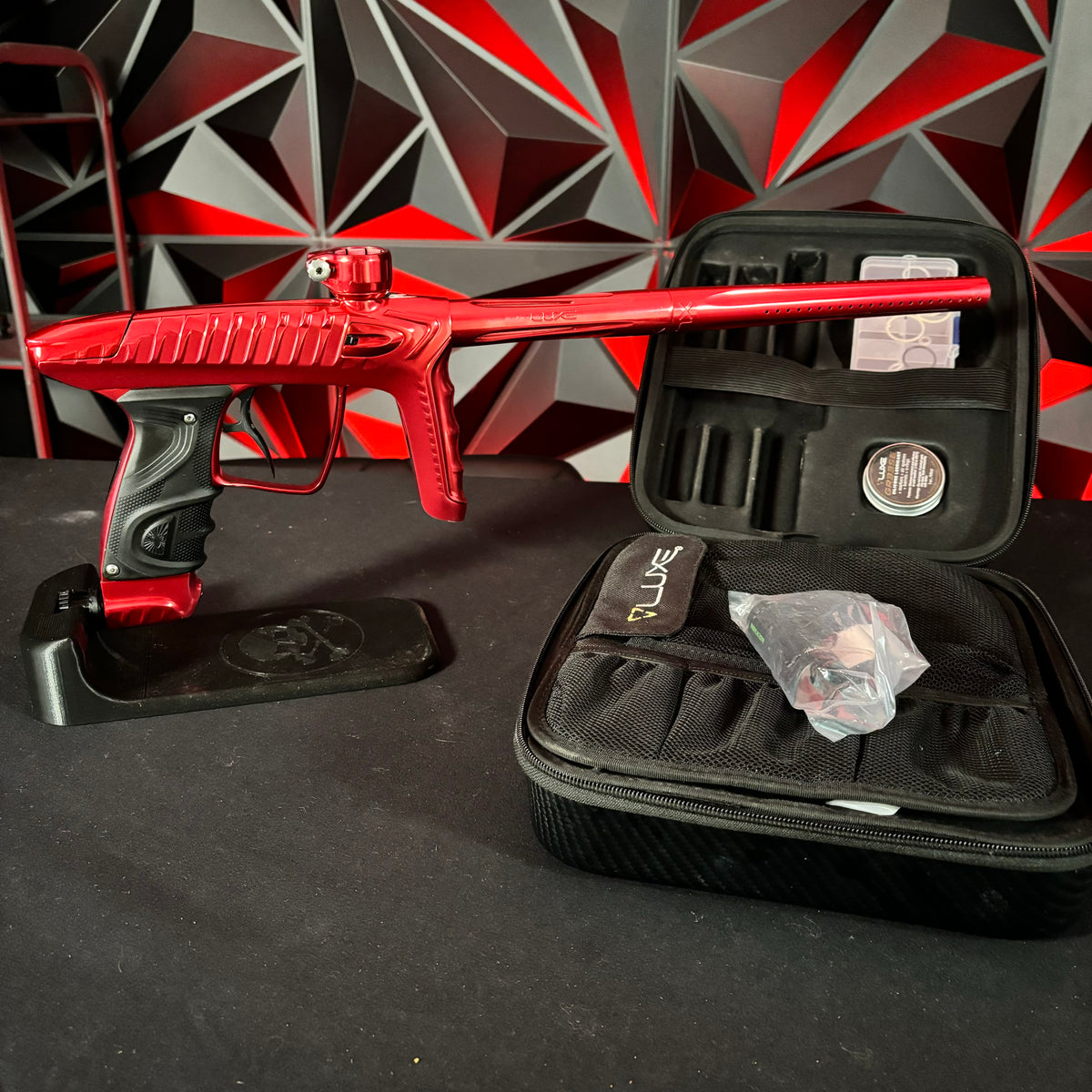 DLX Luxe "Project" TM40 Paintball Gun - Gloss Red