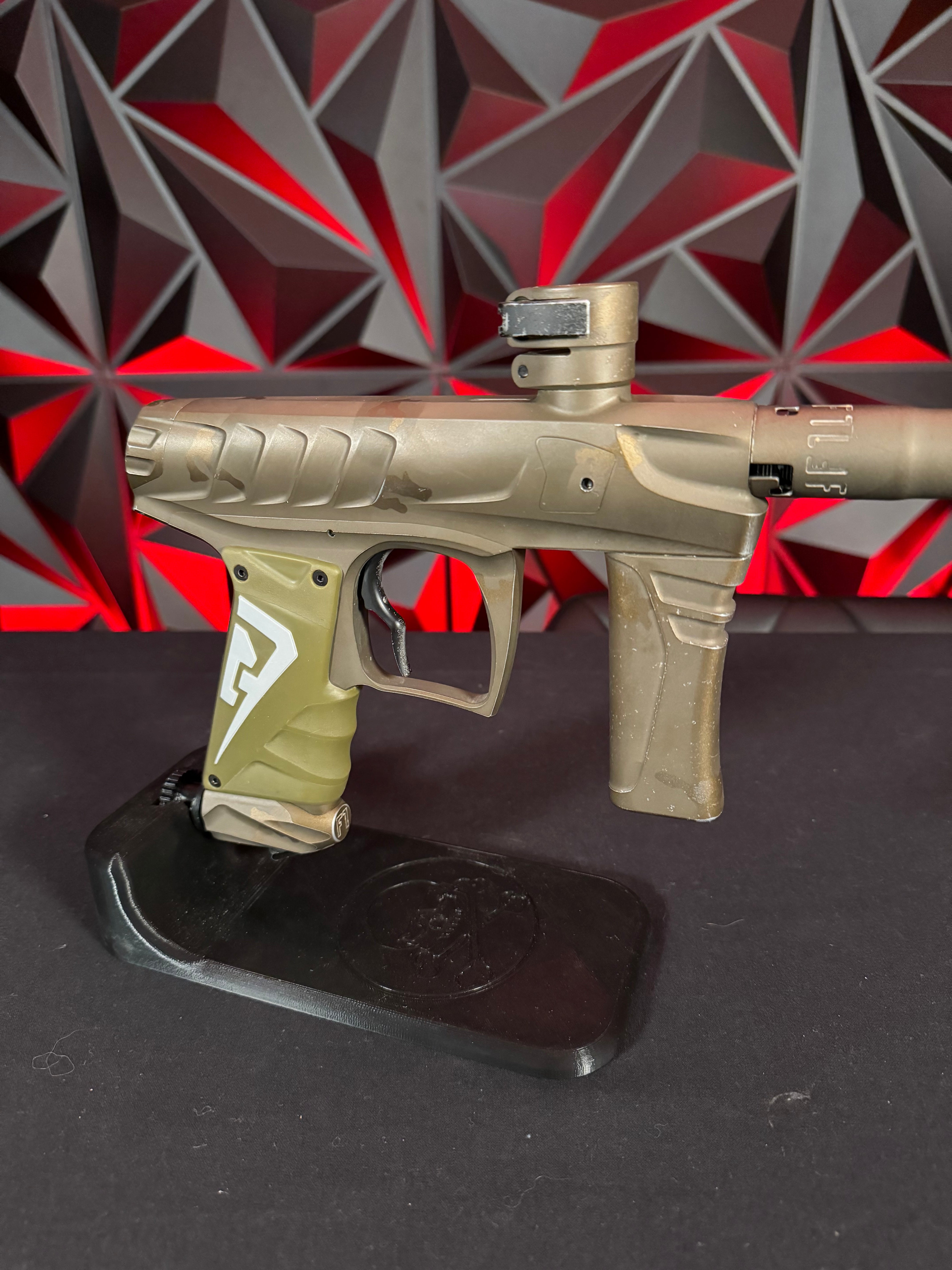 Used Field One Force Paintball Gun - Desert Camo w/V2 Bolt & 3 Acculoc