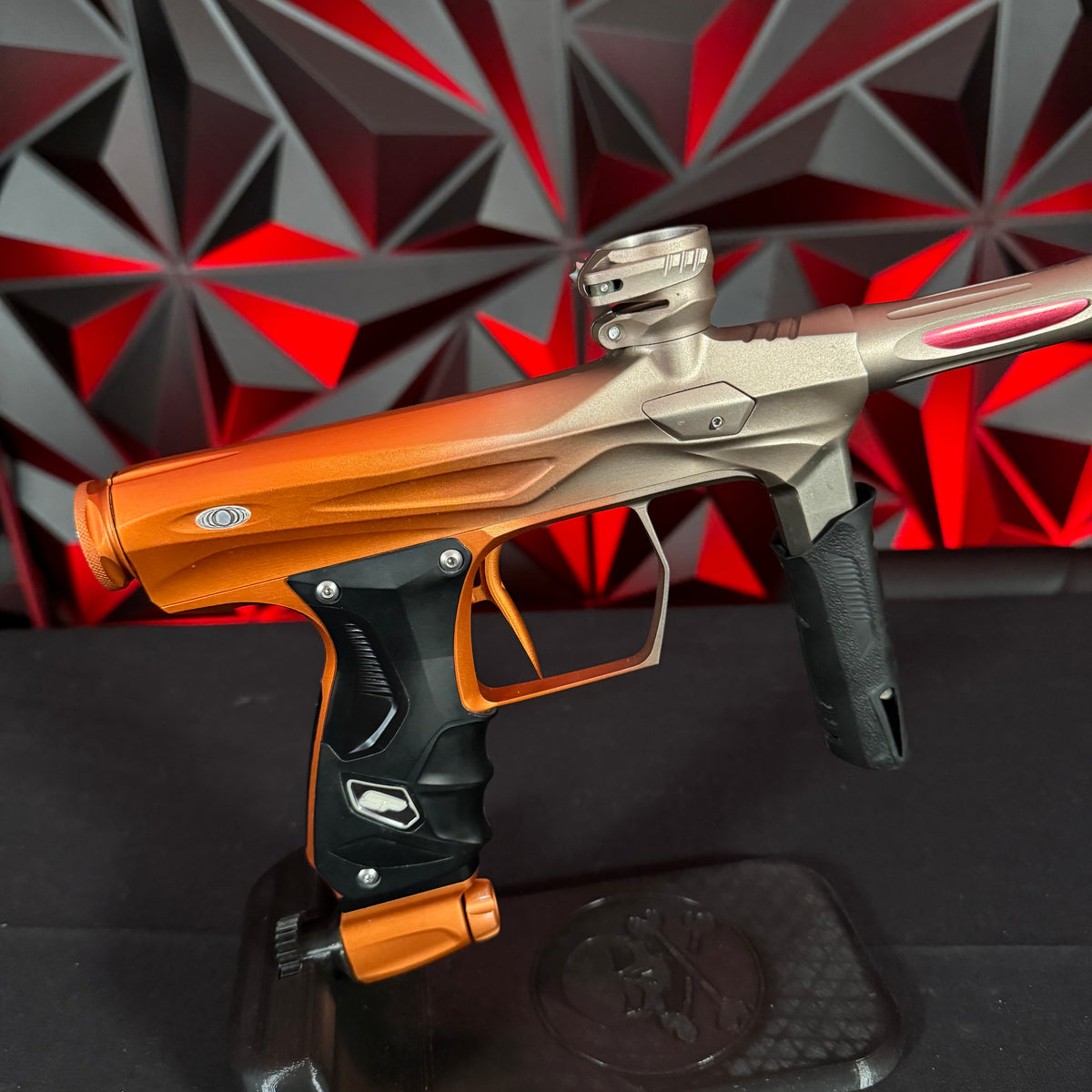 Used Shocker Amp Paintball Gun - Orange/Tan Fade w/Splash Barrel