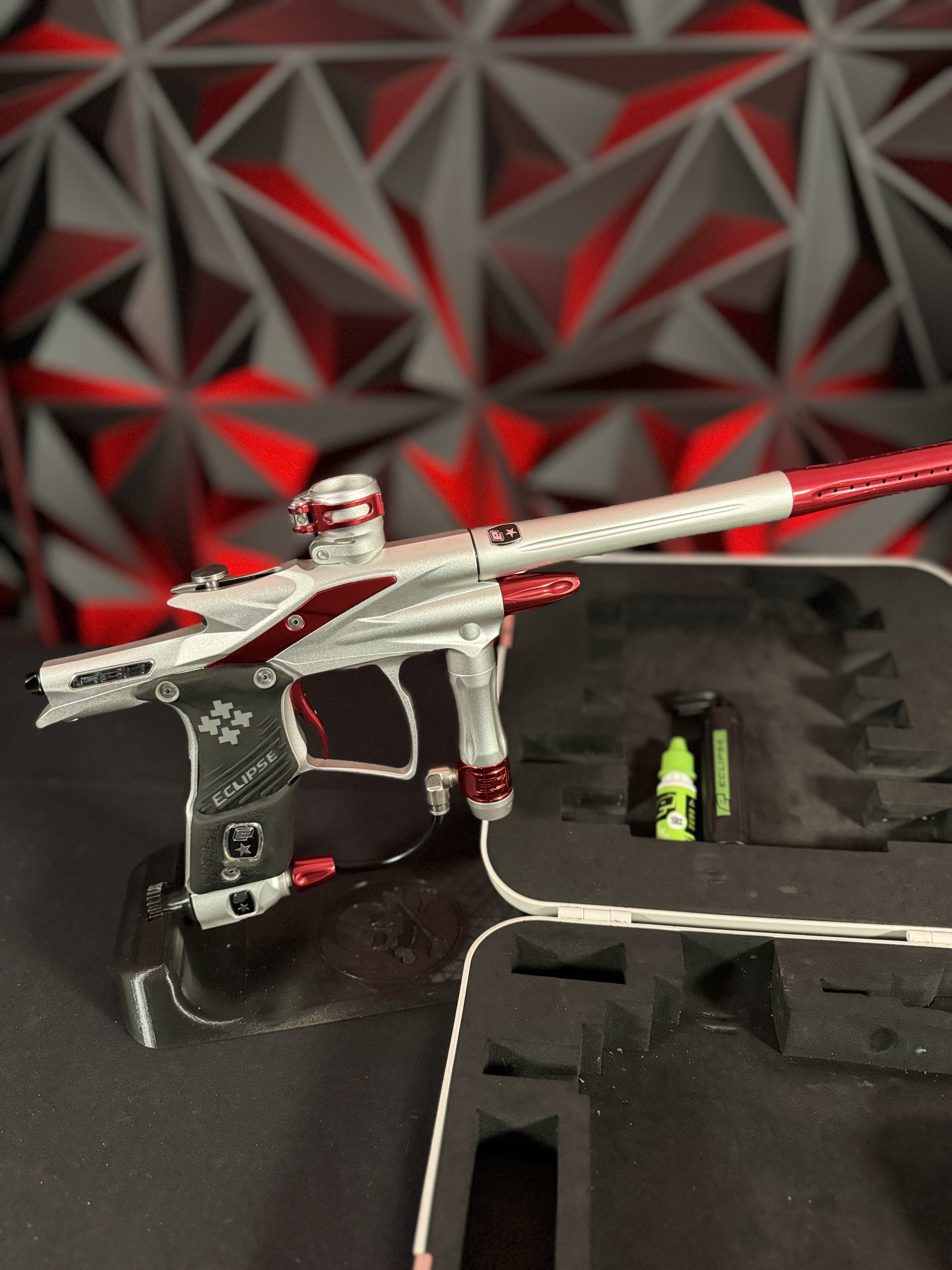 Used Planet Eclipse Ego 9 Paintball Gun - Silver/Red – Punishers Paintball