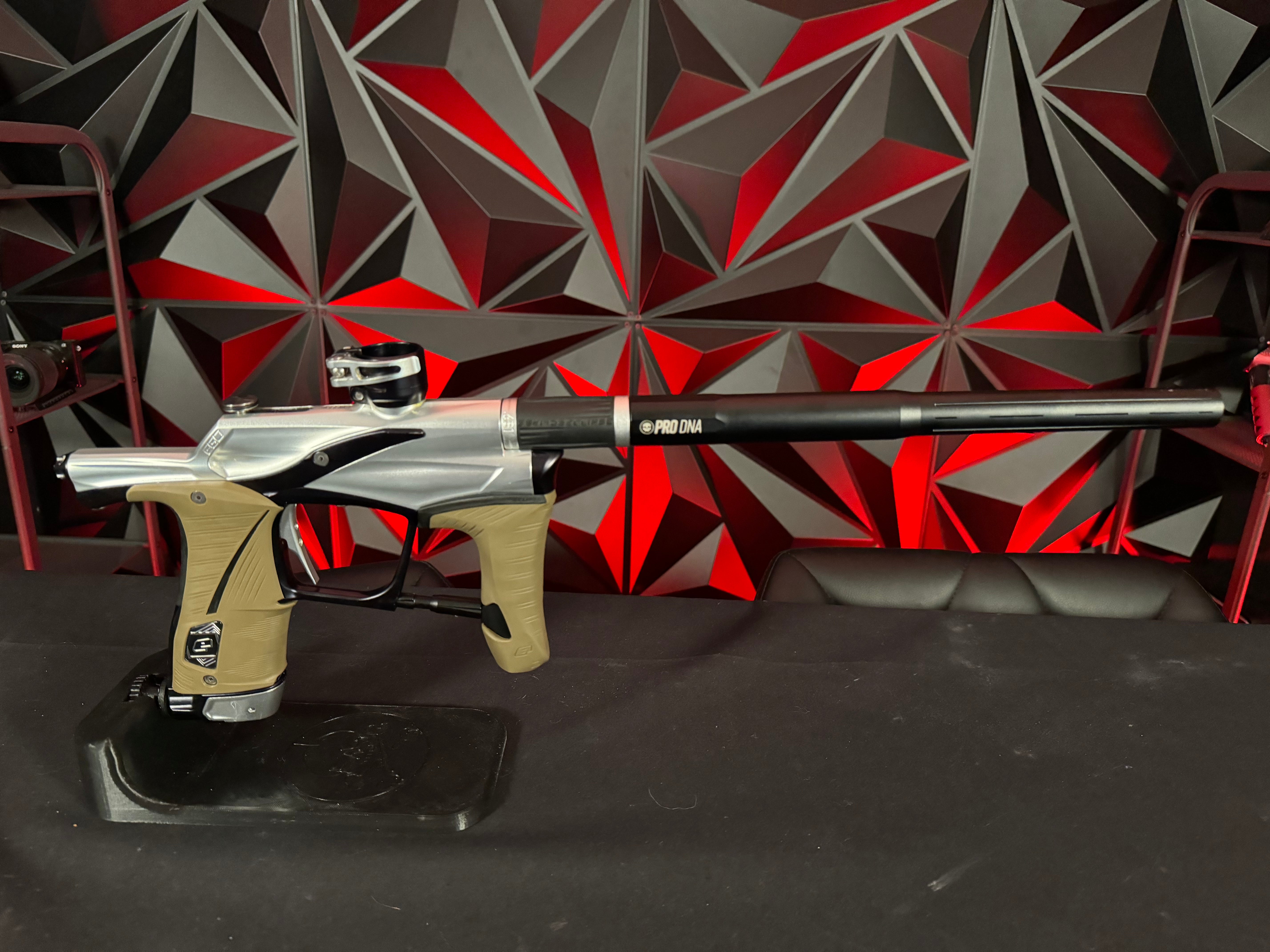 Used Planet Eclipse LV1.5 Paintball Gun - Silver/Black w/FDE Grips, In – Punishers Paintball