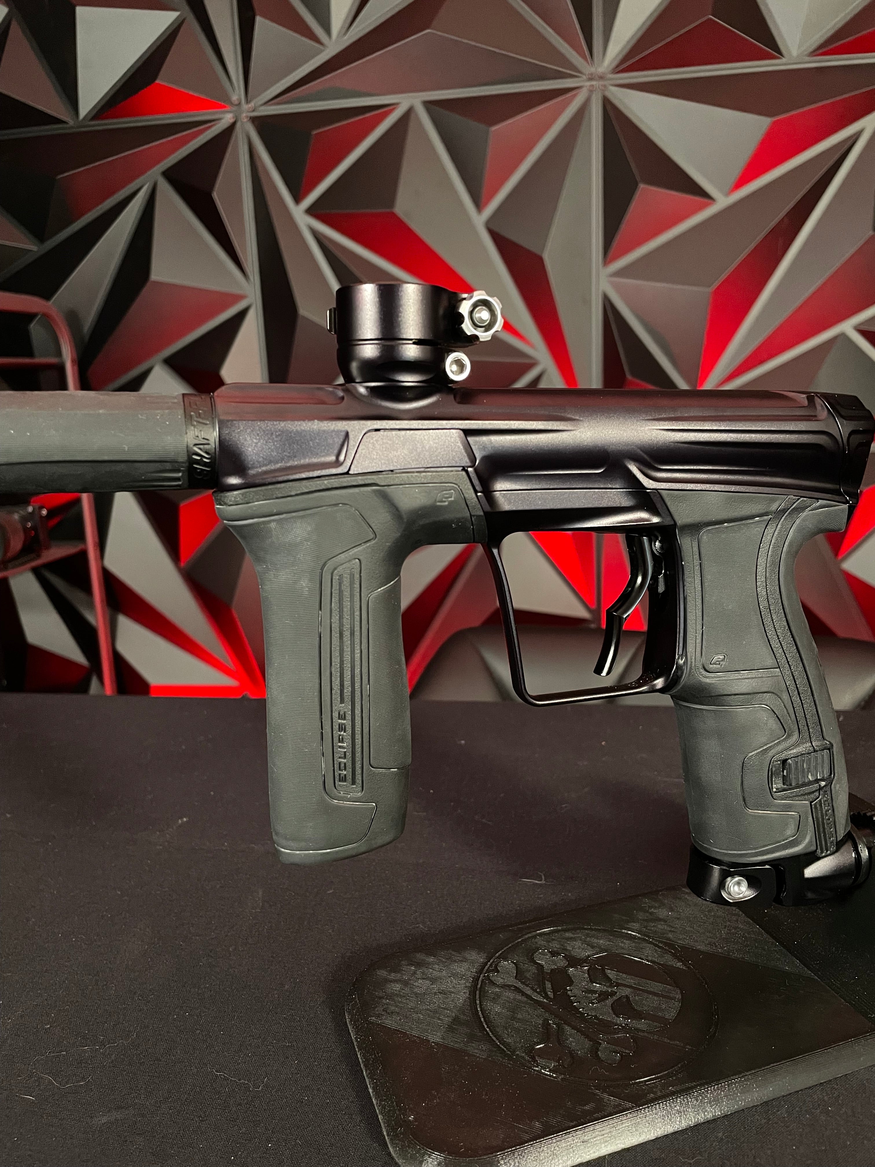 Used Planet Eclipse CS2 Paintball Gun - Midnight w/ Carbon Fiber Tip, – Punishers Paintball