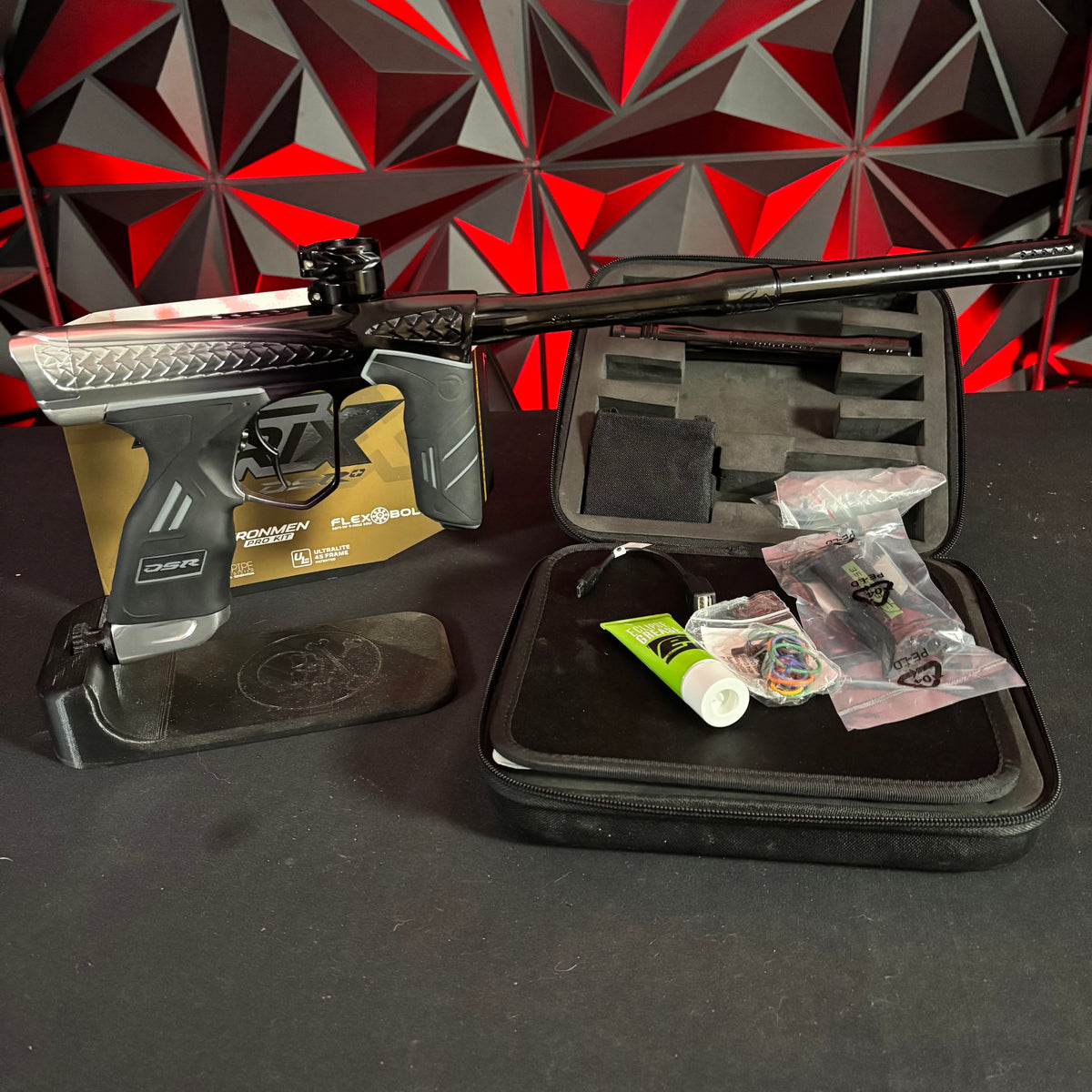 Used Dye DSR+ Paintball Gun - Free Flow Trix (Silver Black Fade) #6 of