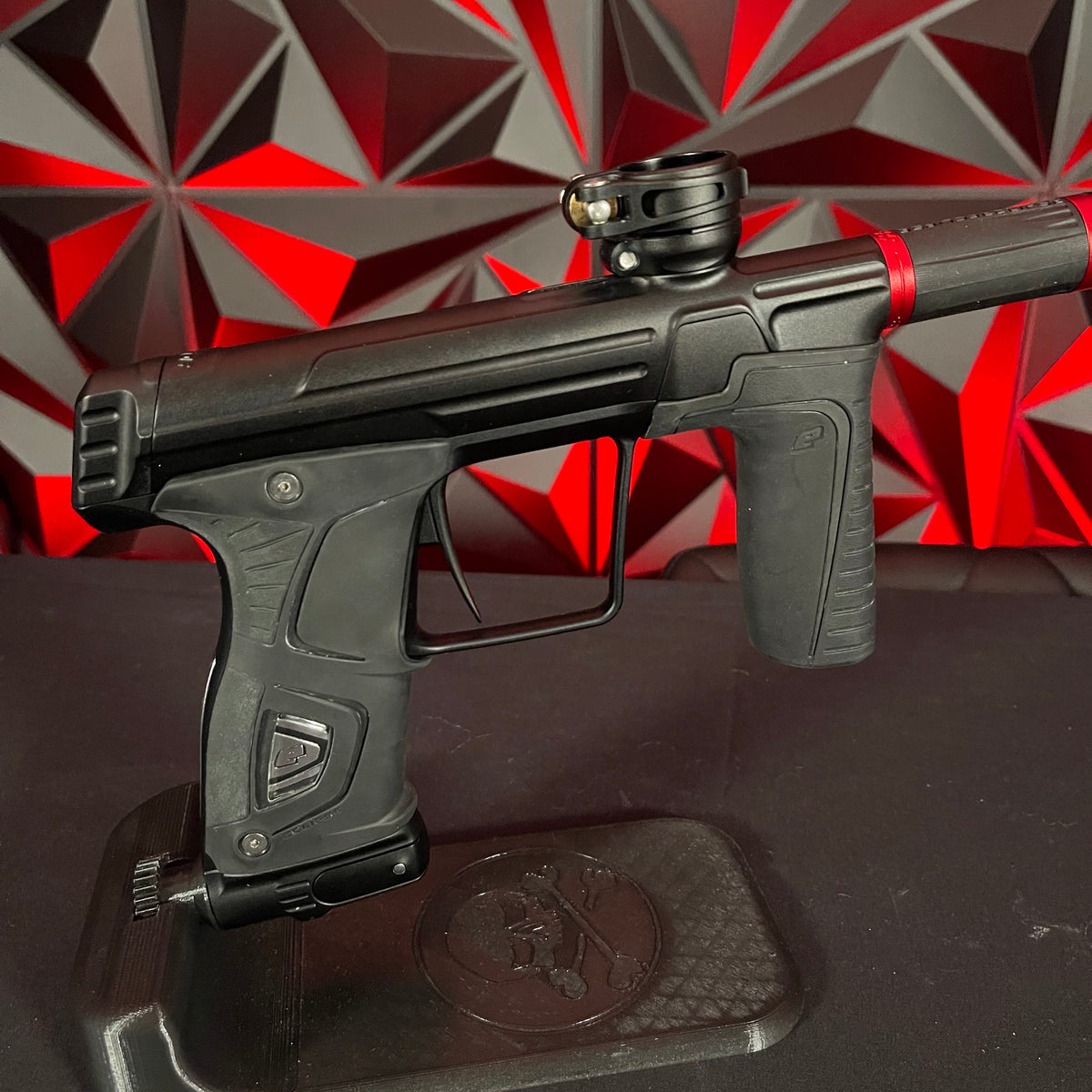 Used Planet Eclipse 170R Paintball Gun - Black w/ Carbon Fiber FL Tip