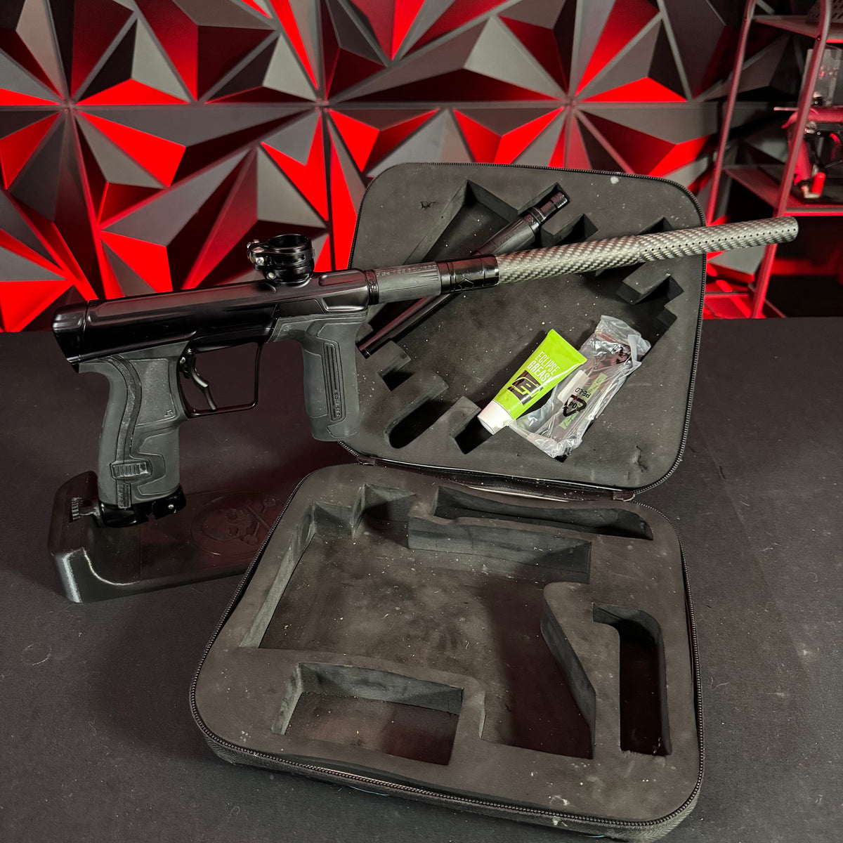 Used Planet Eclipse CS2 Paintball Gun - Midnight w/ 2 FL Backs and Deu