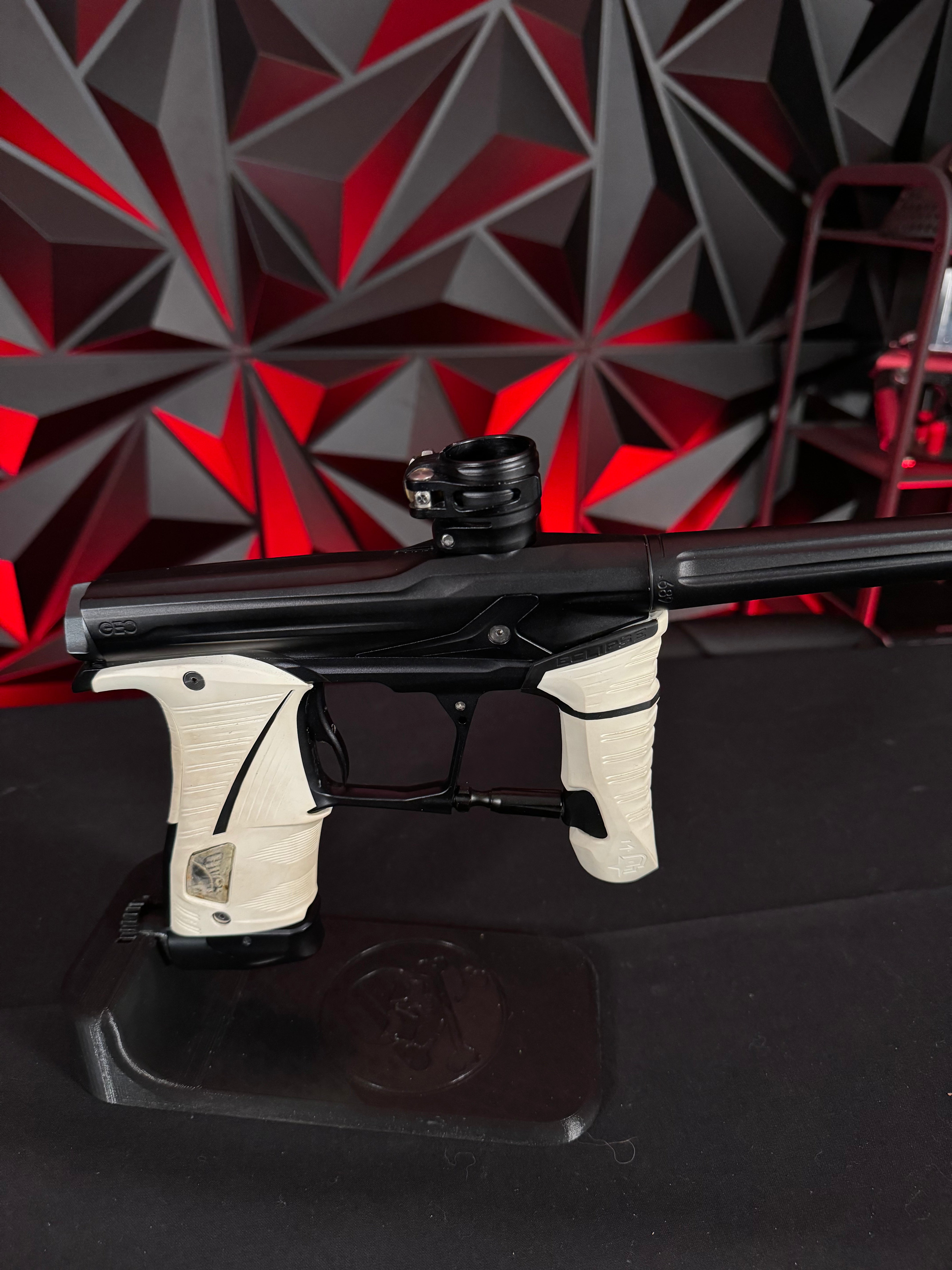 Used Planet Eclipse Geo 3.1 Paintball Gun - Black w/ White Grip Kit ...