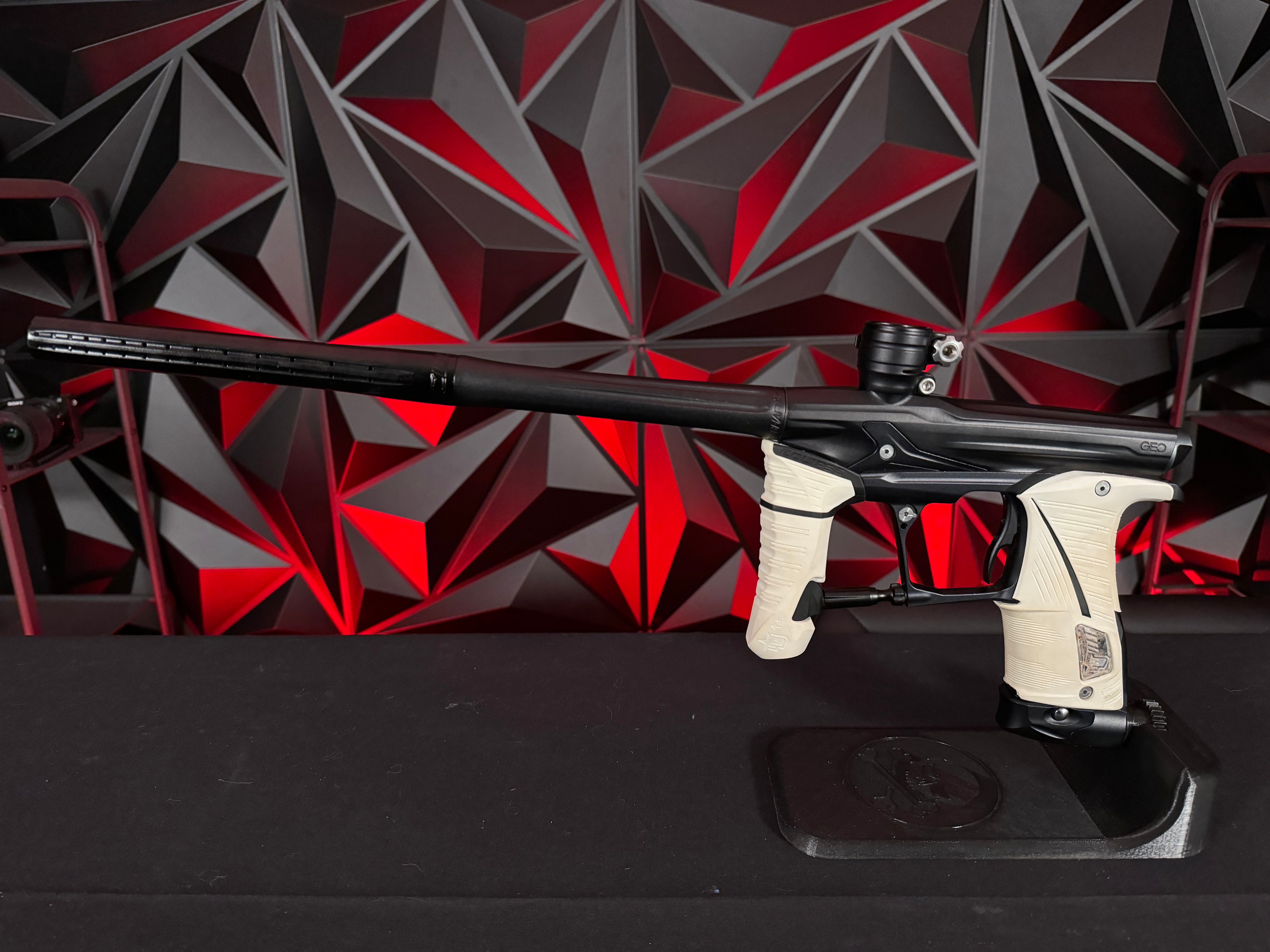 Used Planet Eclipse Geo 3.1 Paintball Gun - Black w/ White Grip Kit ...