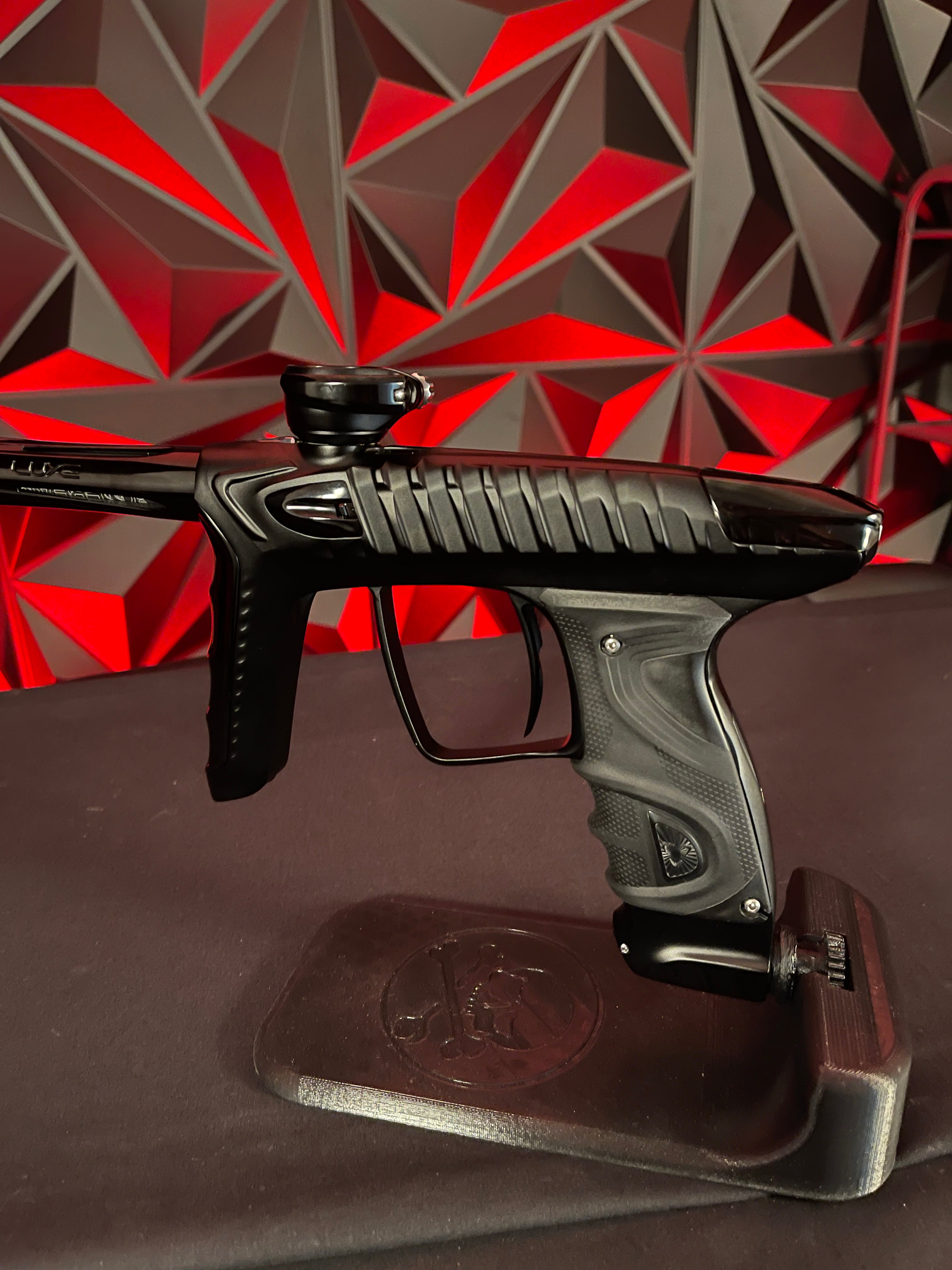 Used DLX TM40 Paintball Gun - LE Project - Black 15 of 300 – Punishers Paintball