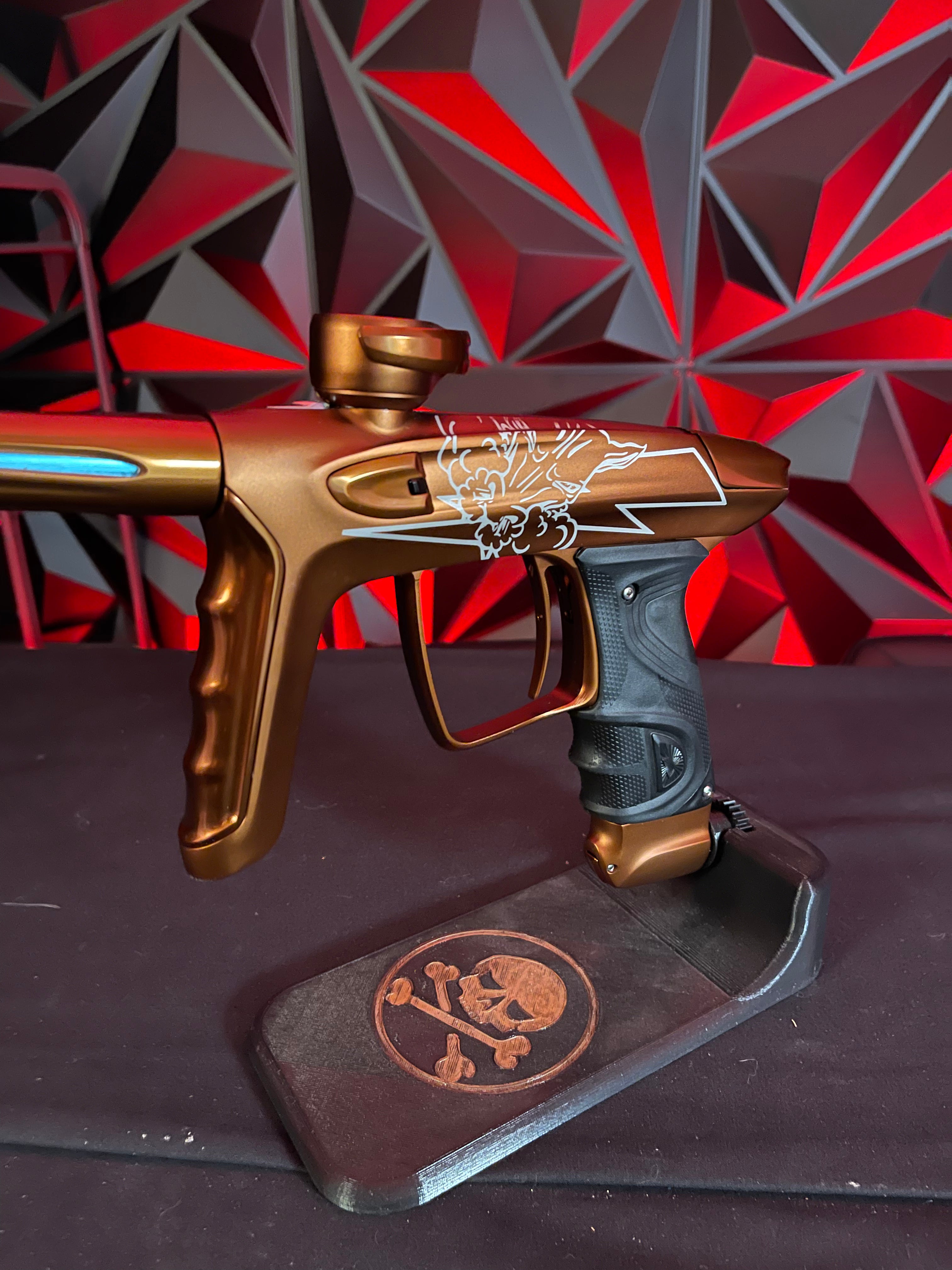 Used DLX Luxe TM40 Paintball Marker - Bronze Thunderhorse – Punishers Paintball