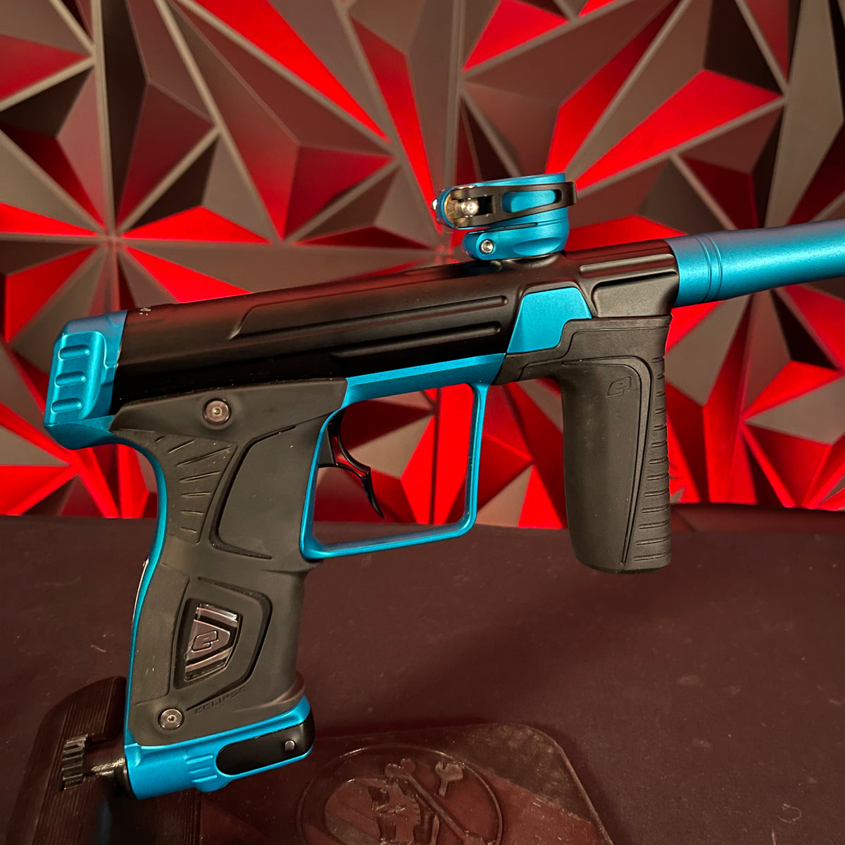 Used Planet Eclipse Gtek 170R Paintball Marker - Black/Blue w/ Infamou