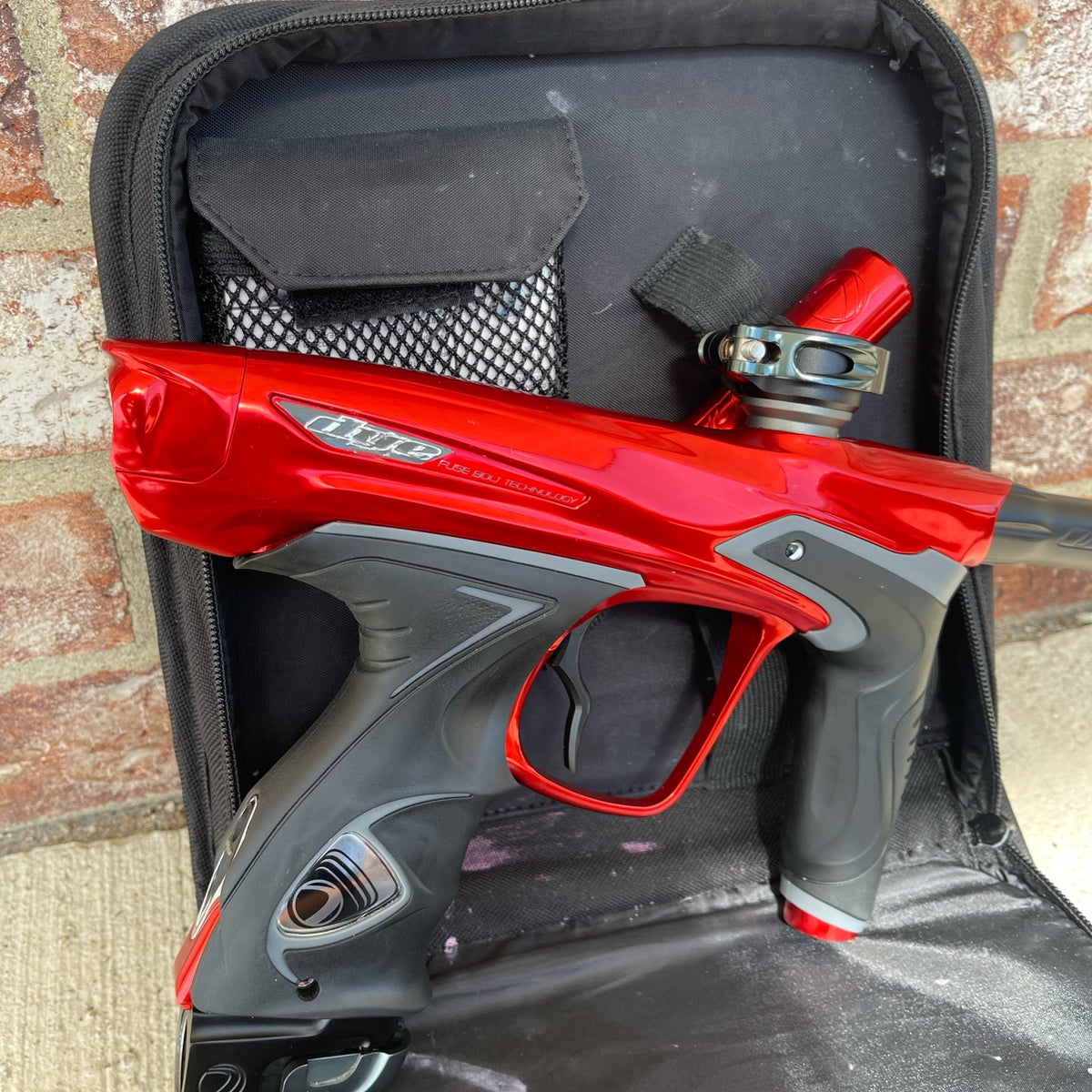 Used Dye DM15 Paintball Marker - Gloss Red w/ 2 UL Backs, Lockdown 2 F