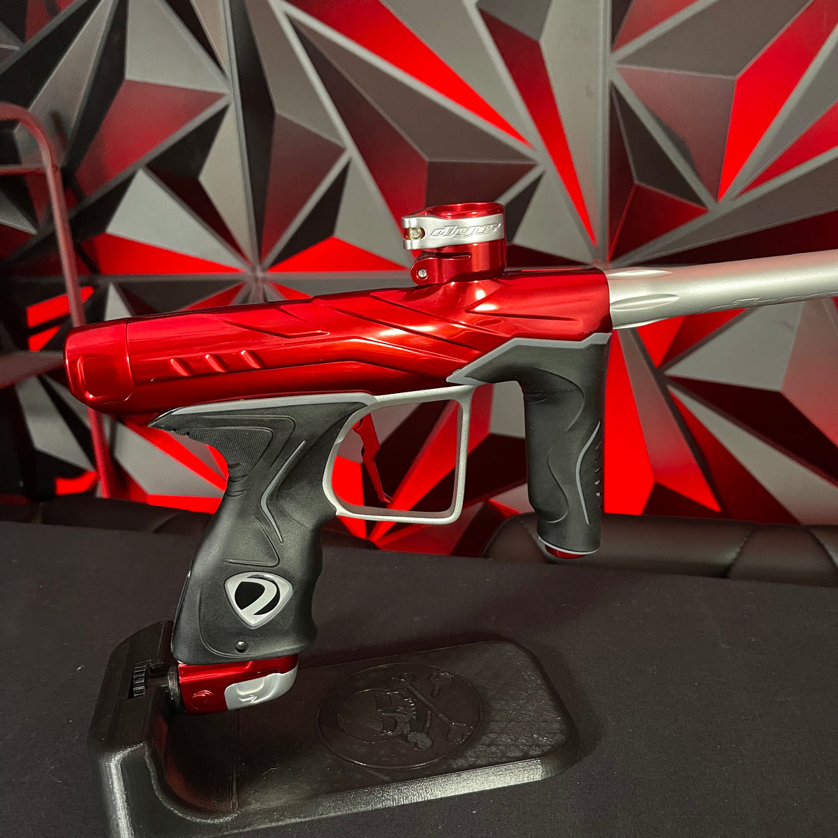 Used Dye DLS Paintball Gun - Red Wave