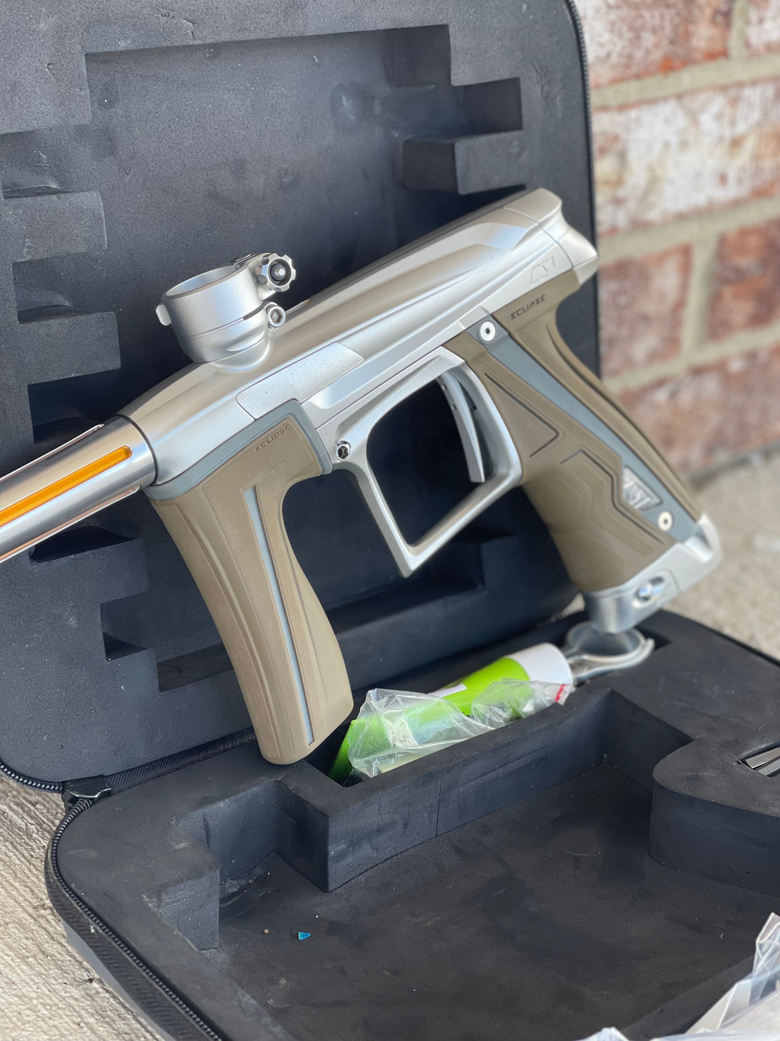 Used Planet Eclipse CS1 Paintball Gun - Silver w/ Gloss Silver Infamou – Punishers Paintball