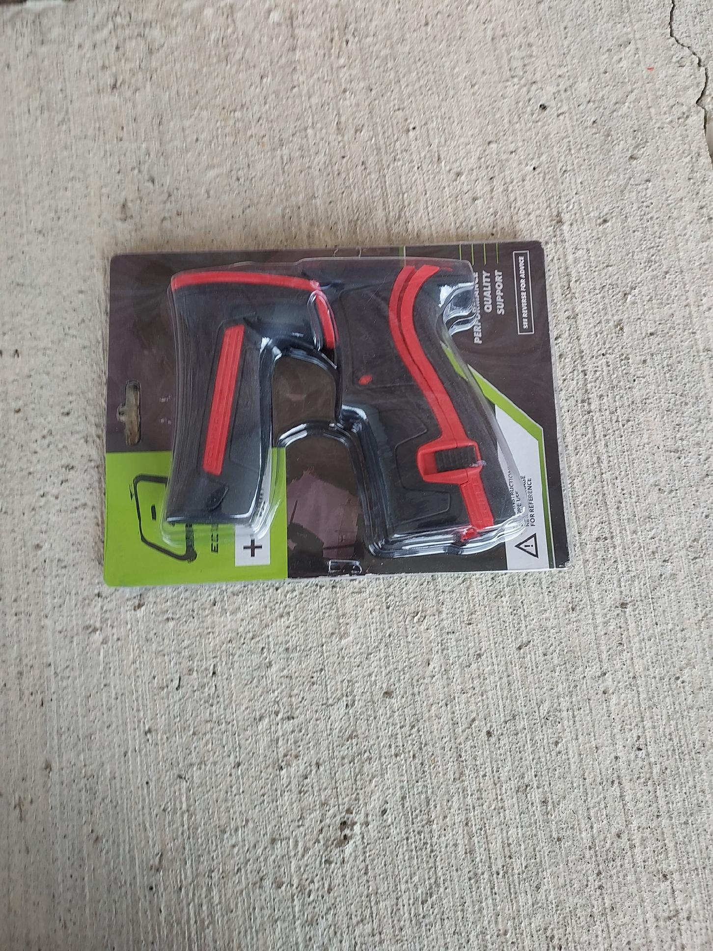 Used Planet Eclipse CS2 Paintball Grips- Black / Red – Punishers Paintball