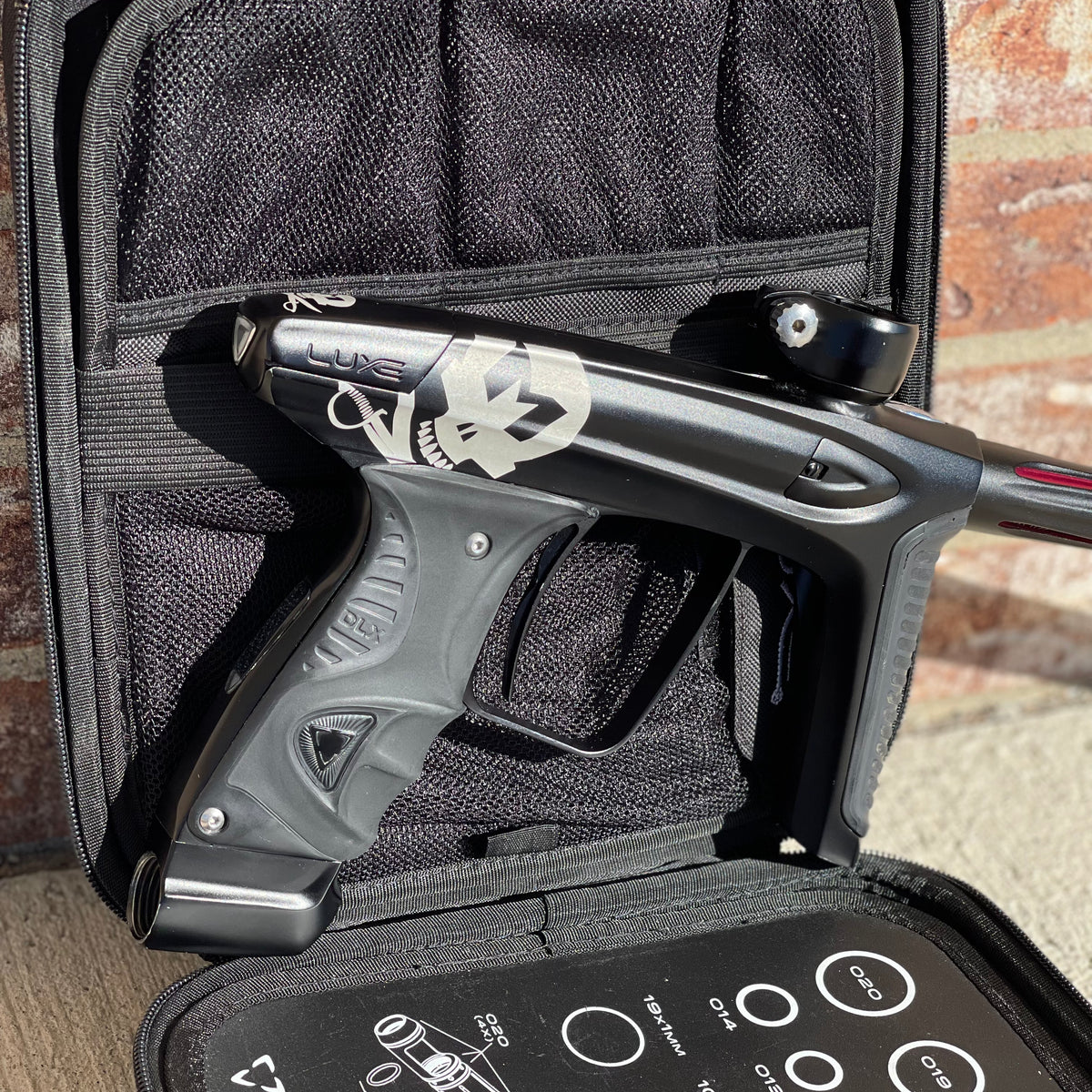 Used DLX Luxe Ice Paintball Gun - LE Mutiny Dust Black w/ Black and Gr