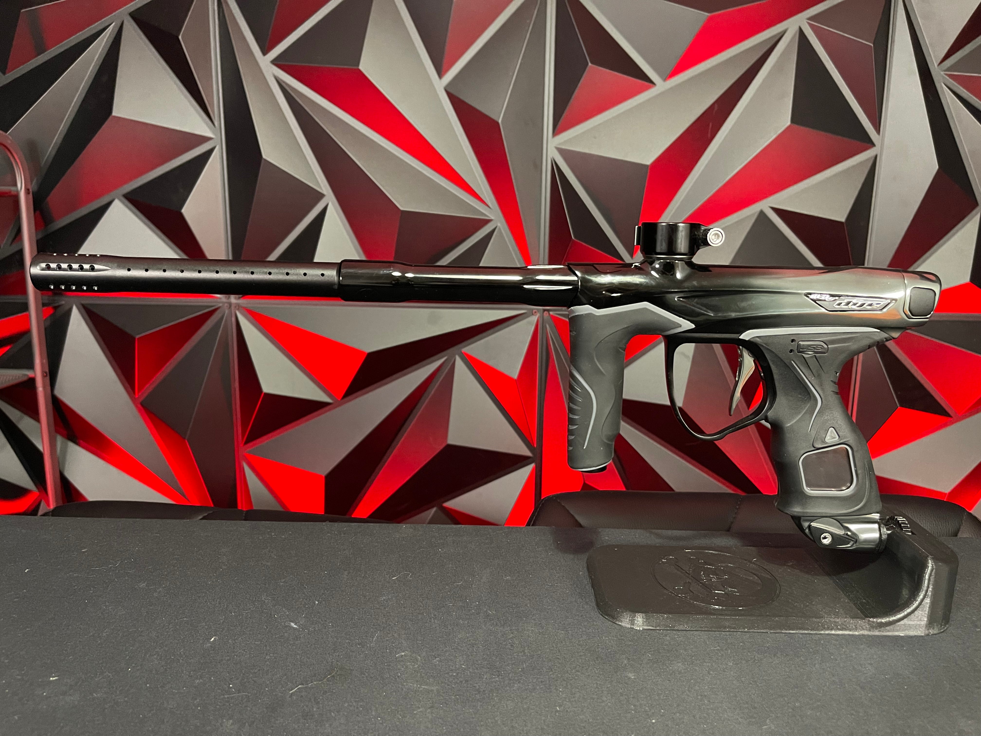 Used Dye M3S Paintball Gun- Abyss w/ Flex Face Bolt – Punishers Paintball