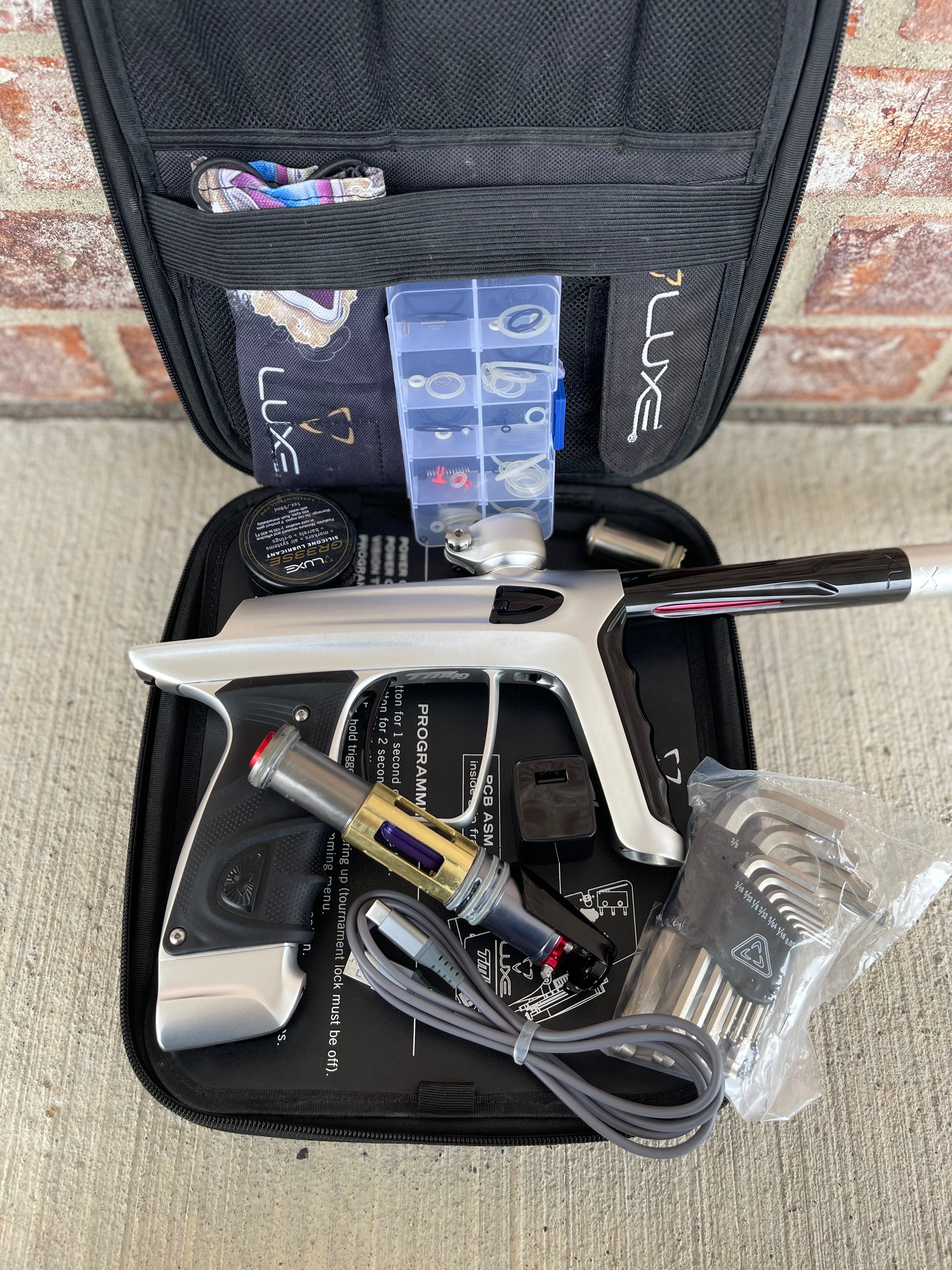 Used DLX Luxe TM40 Paintball Gun - Dust Silver/Gloss Black w/ Stock Bo ...